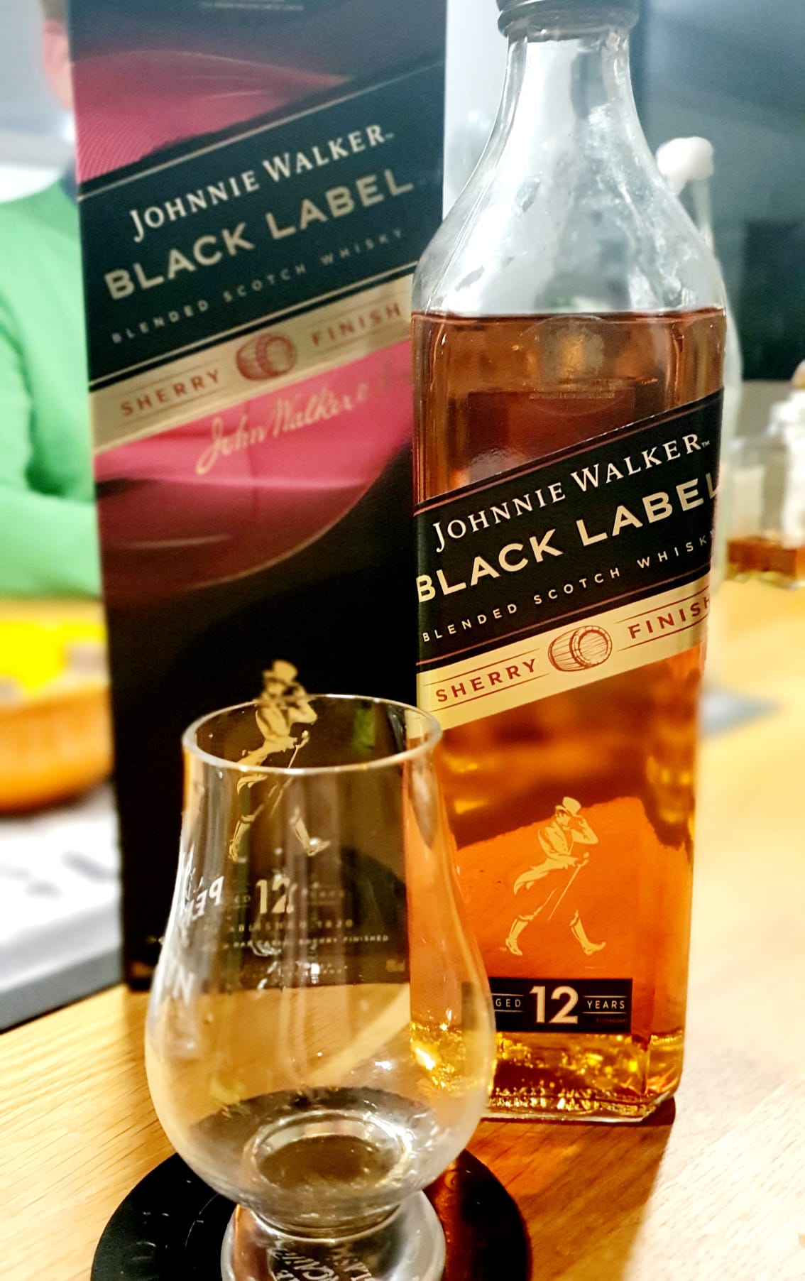 Johnny Walker Black Label Sherry Finish 12 Jahre - Whiskygraphie