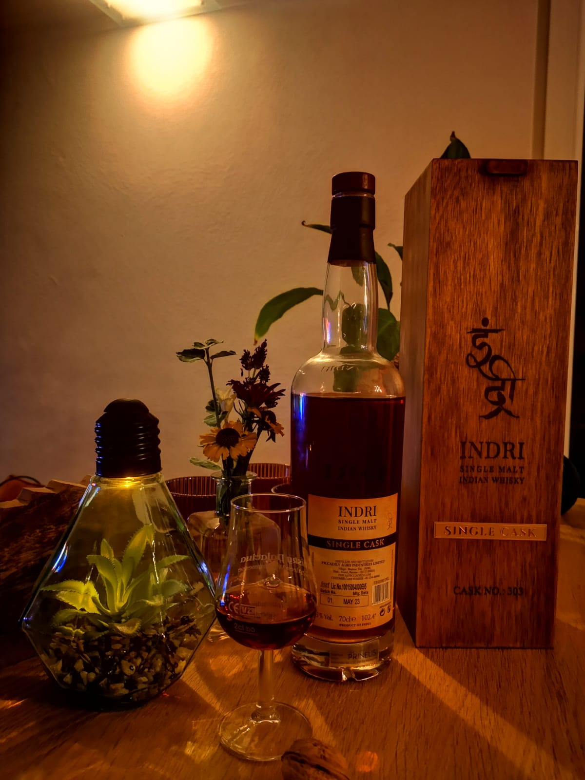 Indri 2015 Single Cask 303 - Whiskygraphie